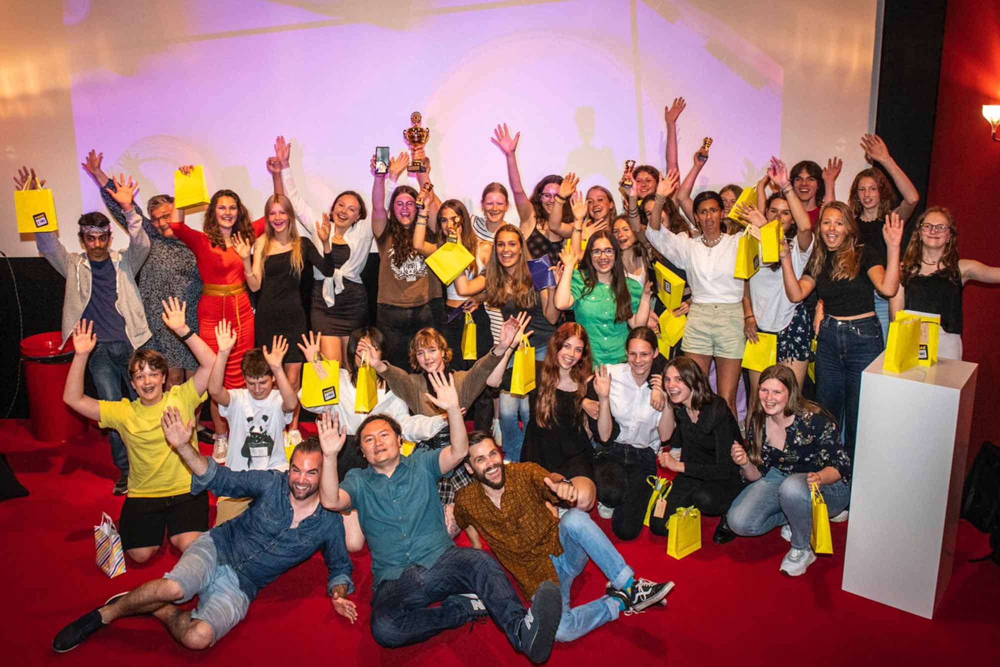 Make a Fake - Meet Me Events - Experts in unieke events